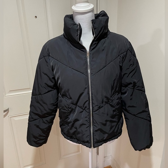 H&M | Jackets & Coats | Euc Hm Cropped Puffer Jacket Oversized | Poshmark